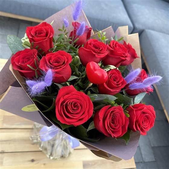 12 Red Rose Valentine's Bouquet