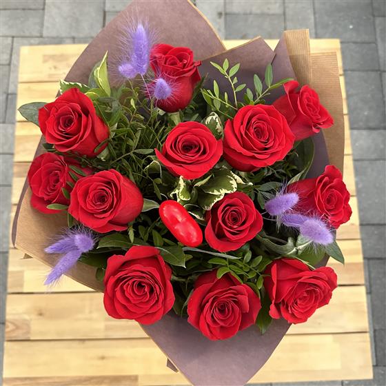 12 Red Rose Valentine's Bouquet